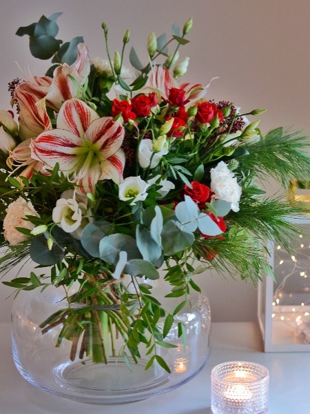 Pajunkukka Äänekoski - Leikkokukat - Joulukimppu Punavalkoinen